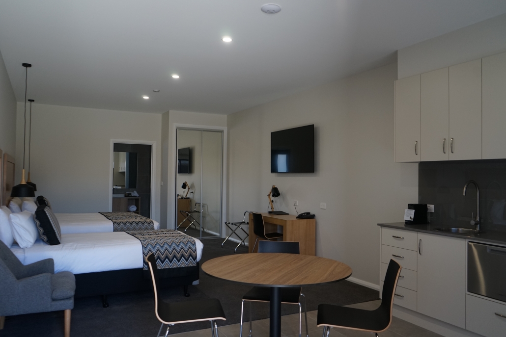 DSC02150 - Euston Motel